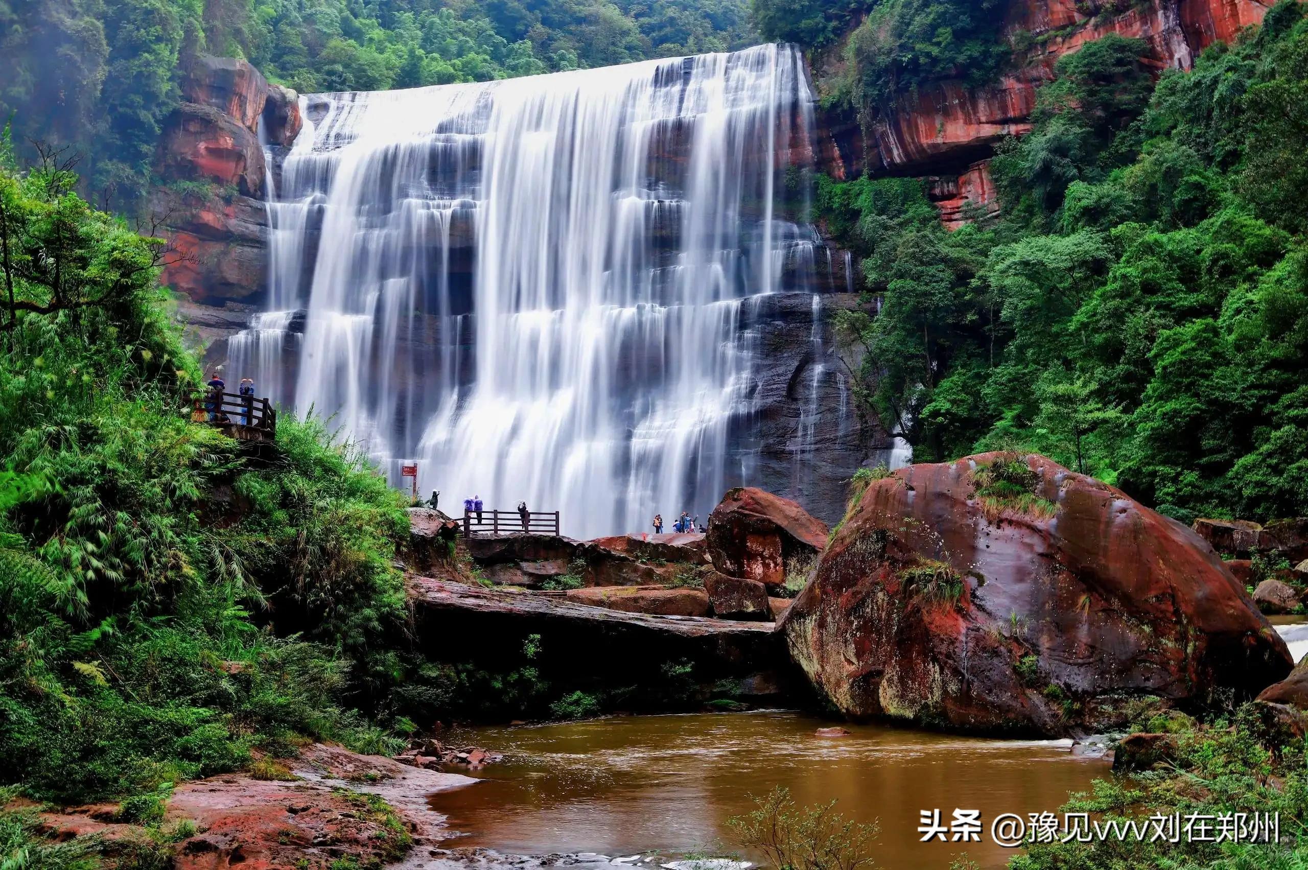 Scenic Scenic Spots in China - Chishui Scenic Spot - iNEWS
