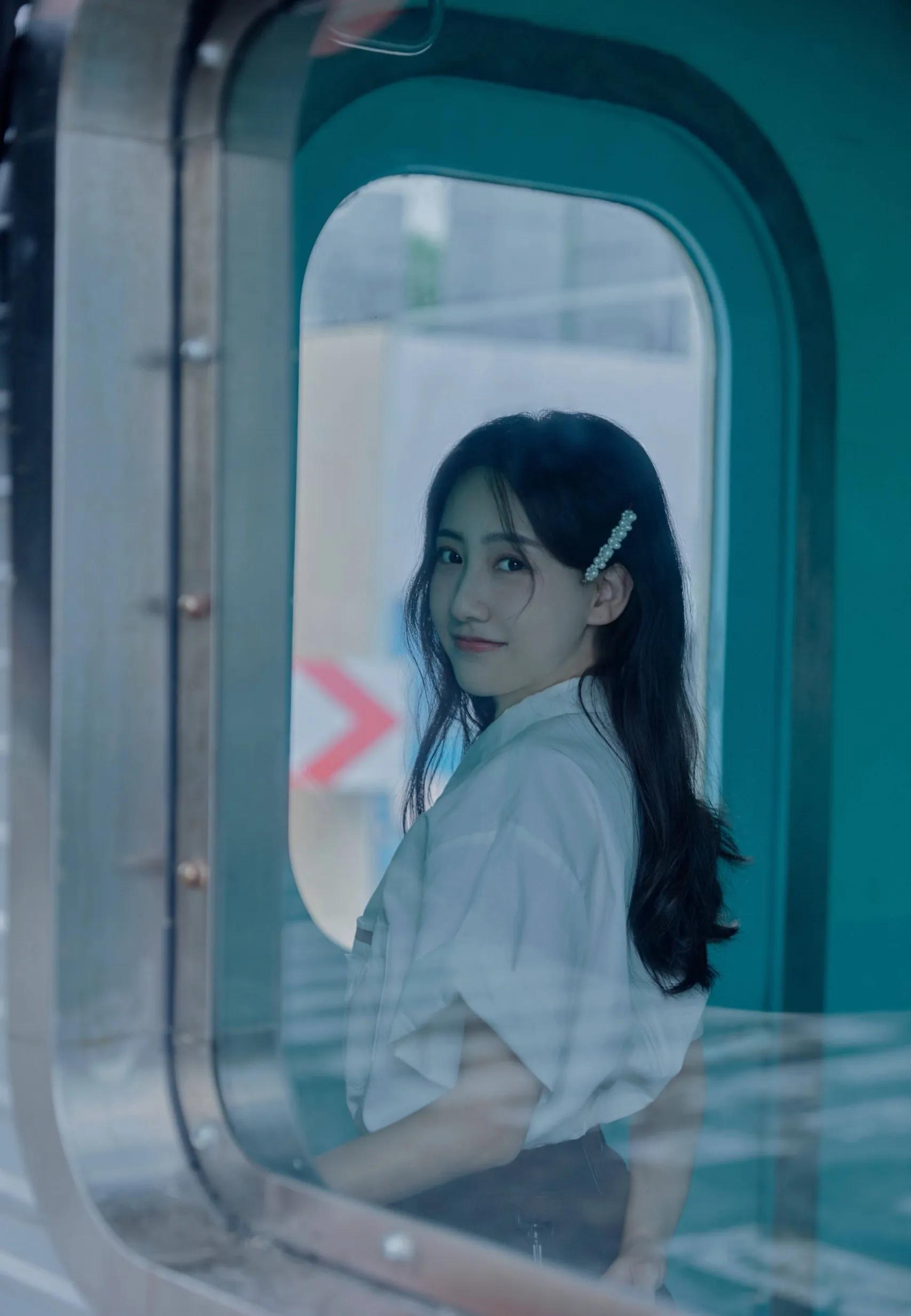 "Treasure Actress" Wei Xiao - iNEWS