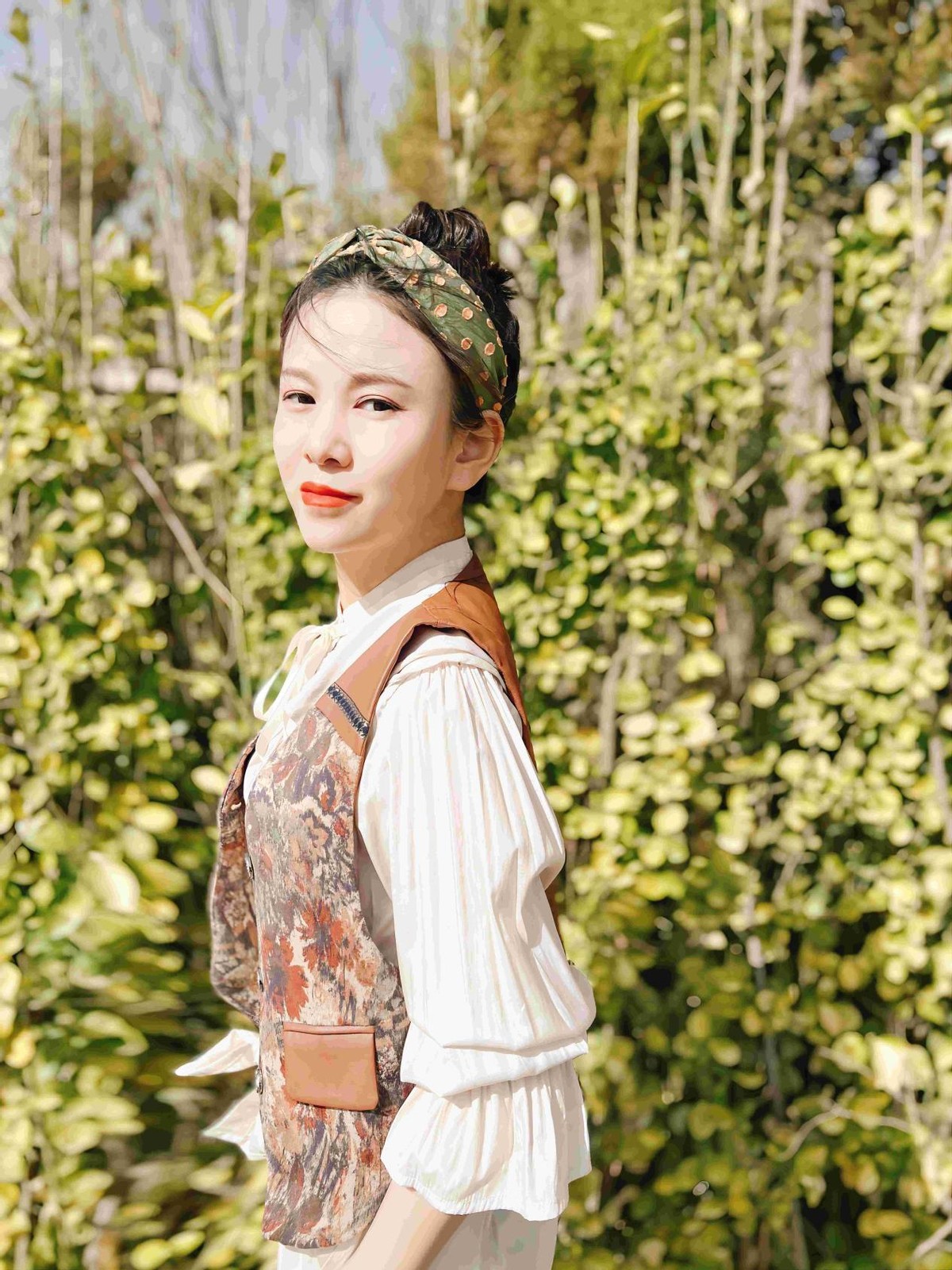 Host Liu Meixi's fresh and playful photos in spring - iMedia