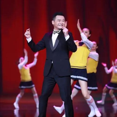 CCTV host Li Jiaming: At the age of 31, he left CCTV and went to the ...