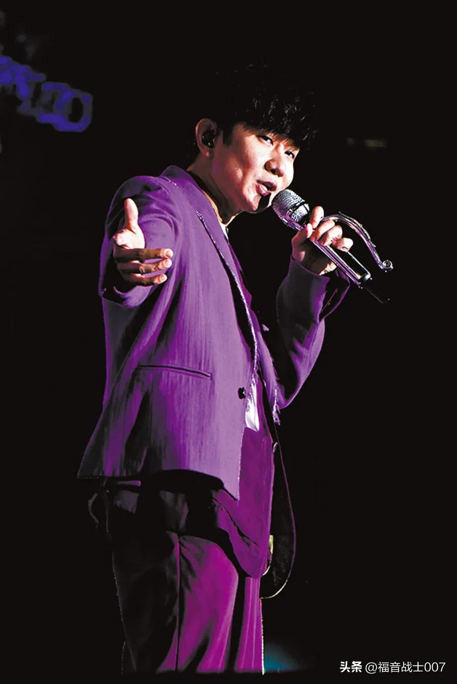 JJ Lin celebrates his 42nd birthday at the end of Hong Kong Sao, and Ah ...