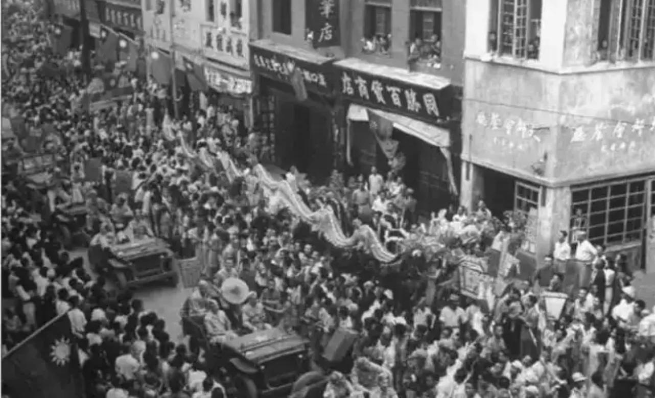 The Emperor surrendered on August 15, 1945.Facing the surrender message ...