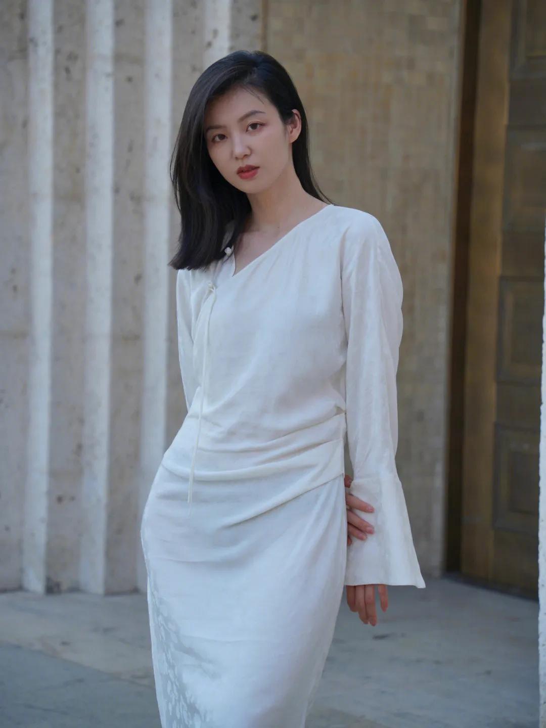 Chinese style keeping soft and quiet - iNEWS