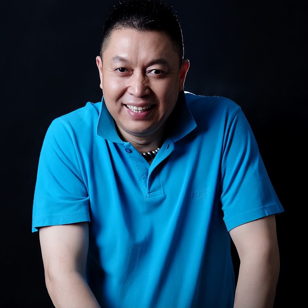 Wang Weinian had two failed marriages and had a good partner Wang Fang ...