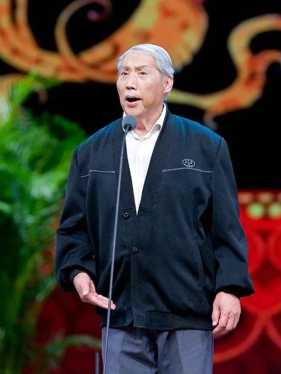 The famous Liu Changyu shed tears at the funeral ceremony of Qian ...