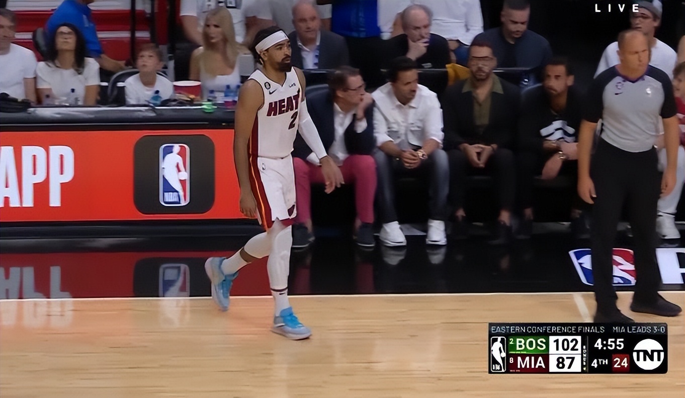 Unpredictable! Leading the 18-0 frenzy, Tatum struggled to redeem, can ...