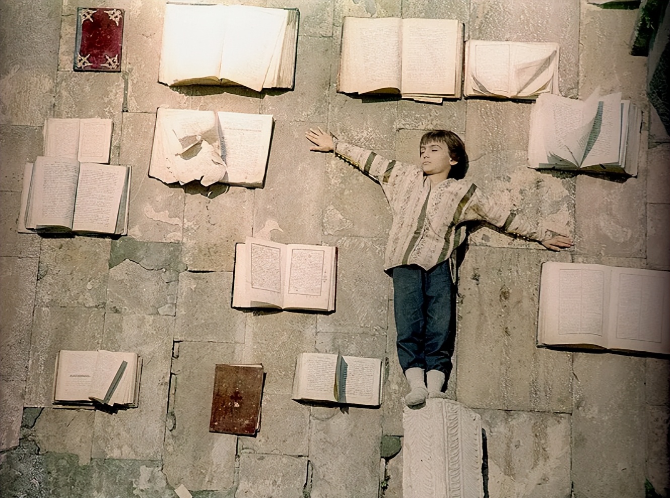 A non-existent movie with a score of 8.9 and over 200 viewers - iNEWS