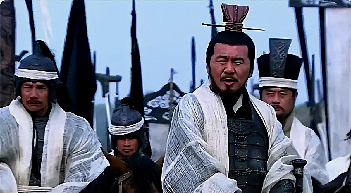 His father was killed by Zhang Fei and his mother was taken over by Cao ...