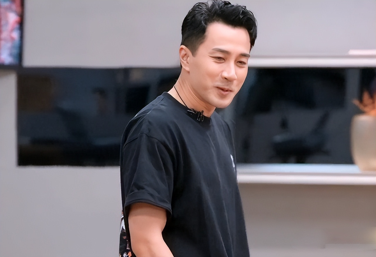 Wu Zhuoxi boldly and bluntly said that Liu Kaiwei "sent away his physique", and Si Gong sent his ...