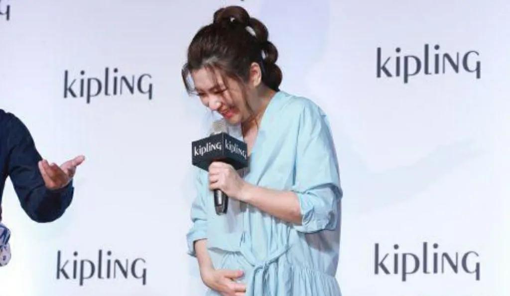 Selina went diving in Japan at 7 months pregnant! Doctor reveals ...