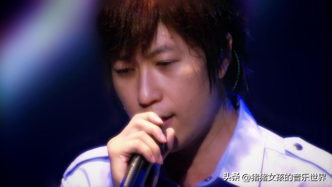 In the top ten male singers in the Chinese music scene in the past 20 ...