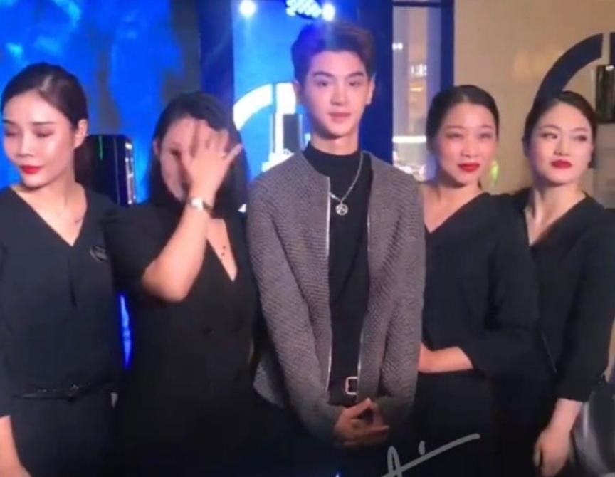 Interesting gossip about Wu Lei, Reba, Bailu and other stars - iMedia