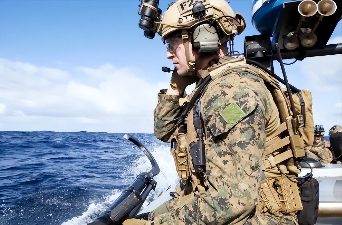 60% of the U.S. military has assembled and is on standby, waiting for ...