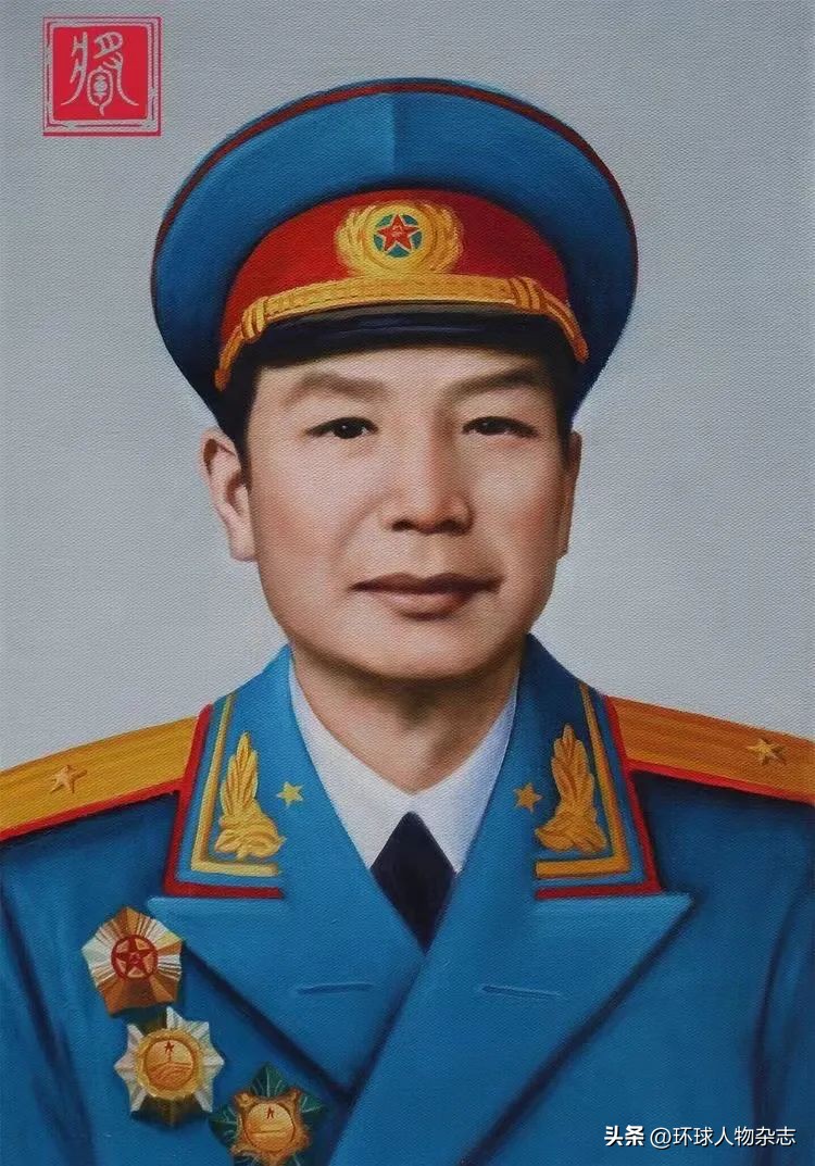 The Republic thanks him!The 108-year-old founding major general, still ...