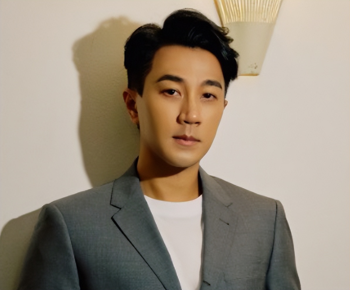 Hawick Lau was revealed to have changed his daughter's nationality, Yang Mi wanted to regain her ...