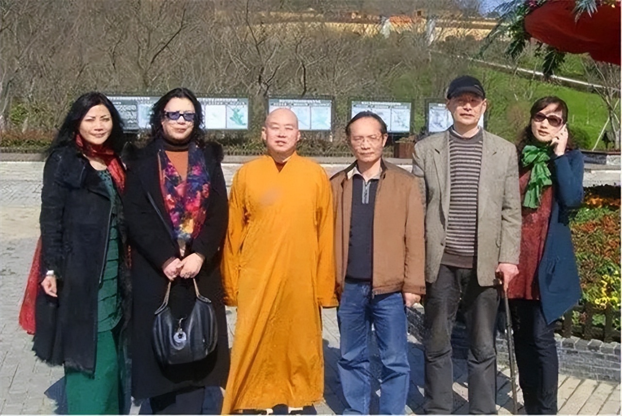 How beautiful is Zhang Ning who was chosen by Lin Liguo as his girlfriend? - iNEWS