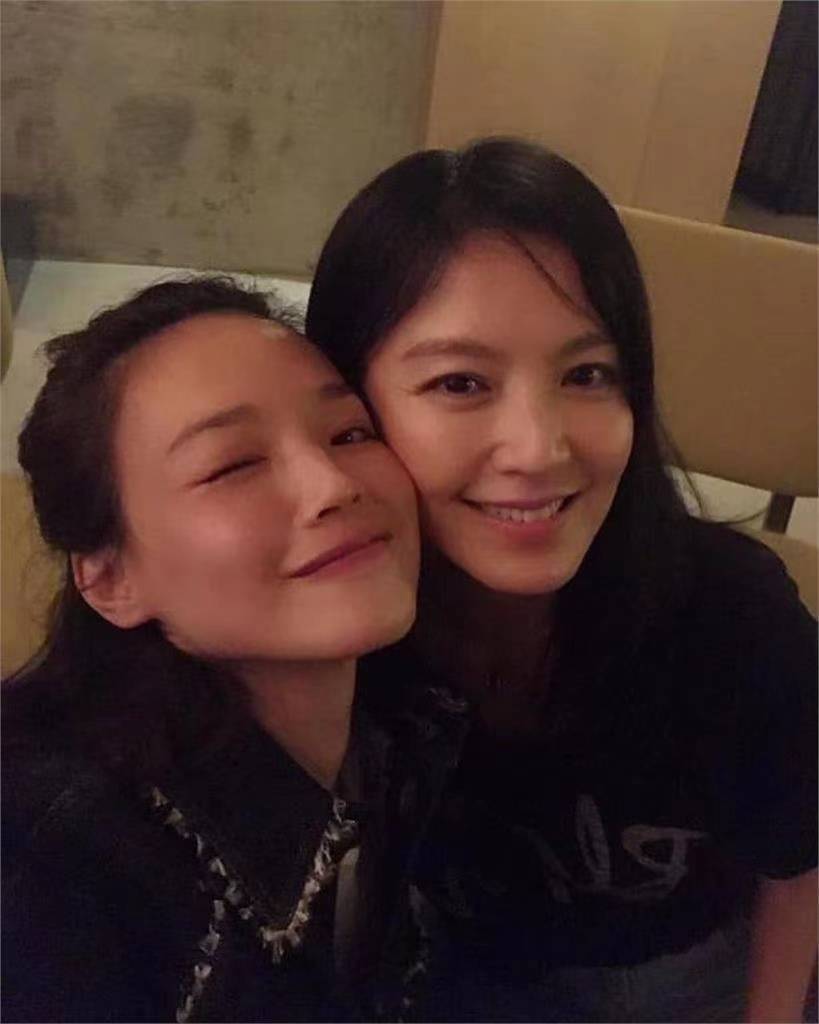 The goddess Lin Xilei posted beautiful photos on vacation at the age of ...