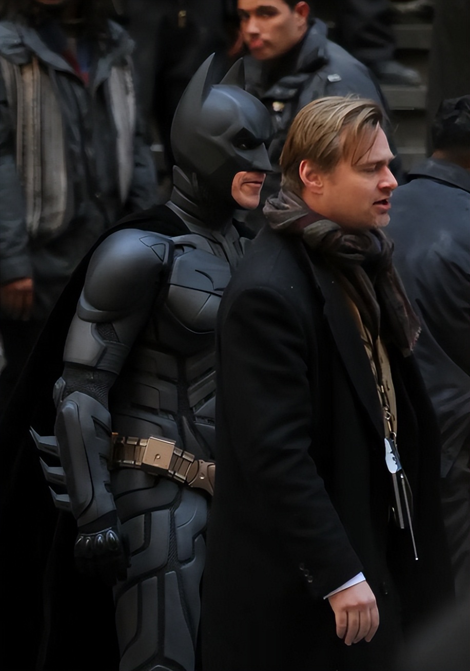 The Dark Knight, Directed by Christopher Nolan, Explores Darkness and ...