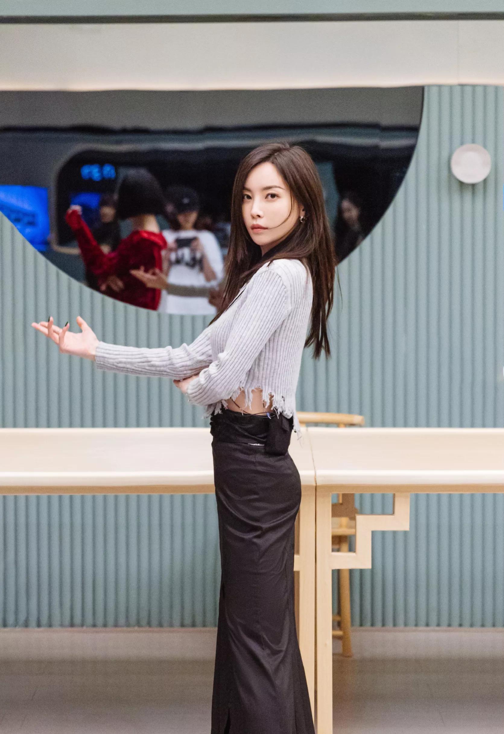 Mobile blockbuster, actresses Peng Xiaoran, Huang Mengying, Yu Wenwen and Jiang Shuying - iNEWS