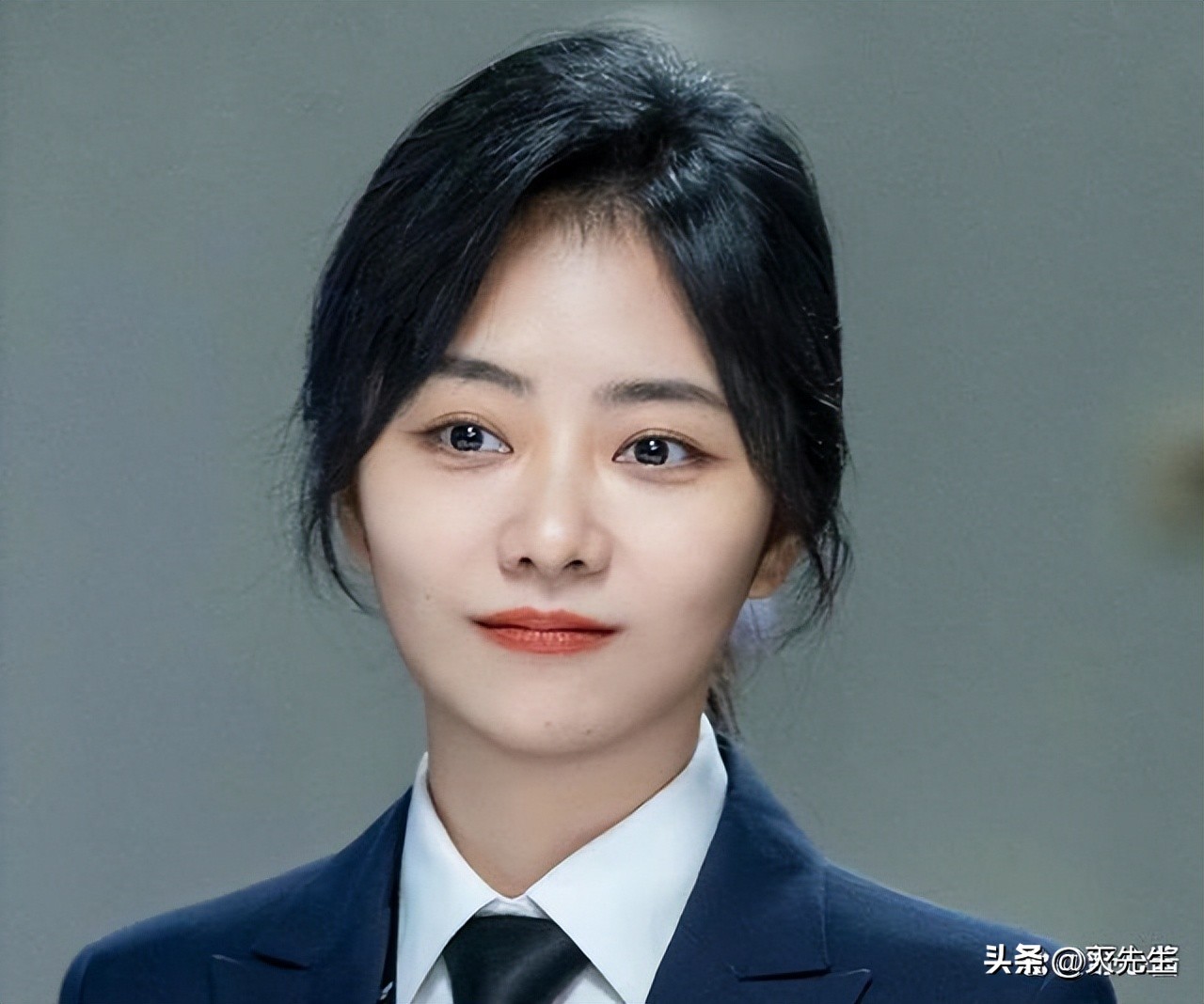 After watching 2 episodes of [Walk to the Wind], I sighed, domestic ...
