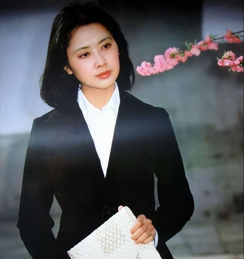 She used to be the "No. 1 beauty" in the film industry, and she was ...