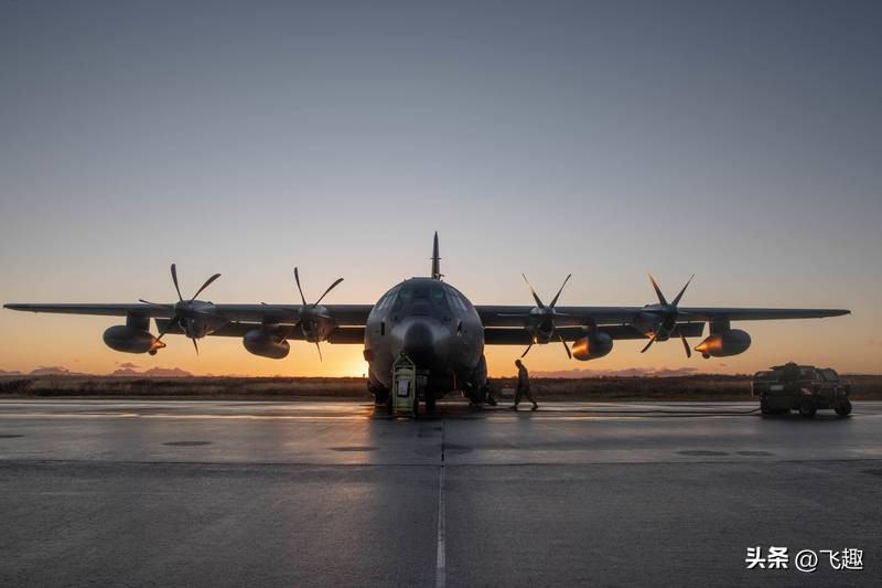 The U.S. military tests a pallet weapon system in Norway, and the ...