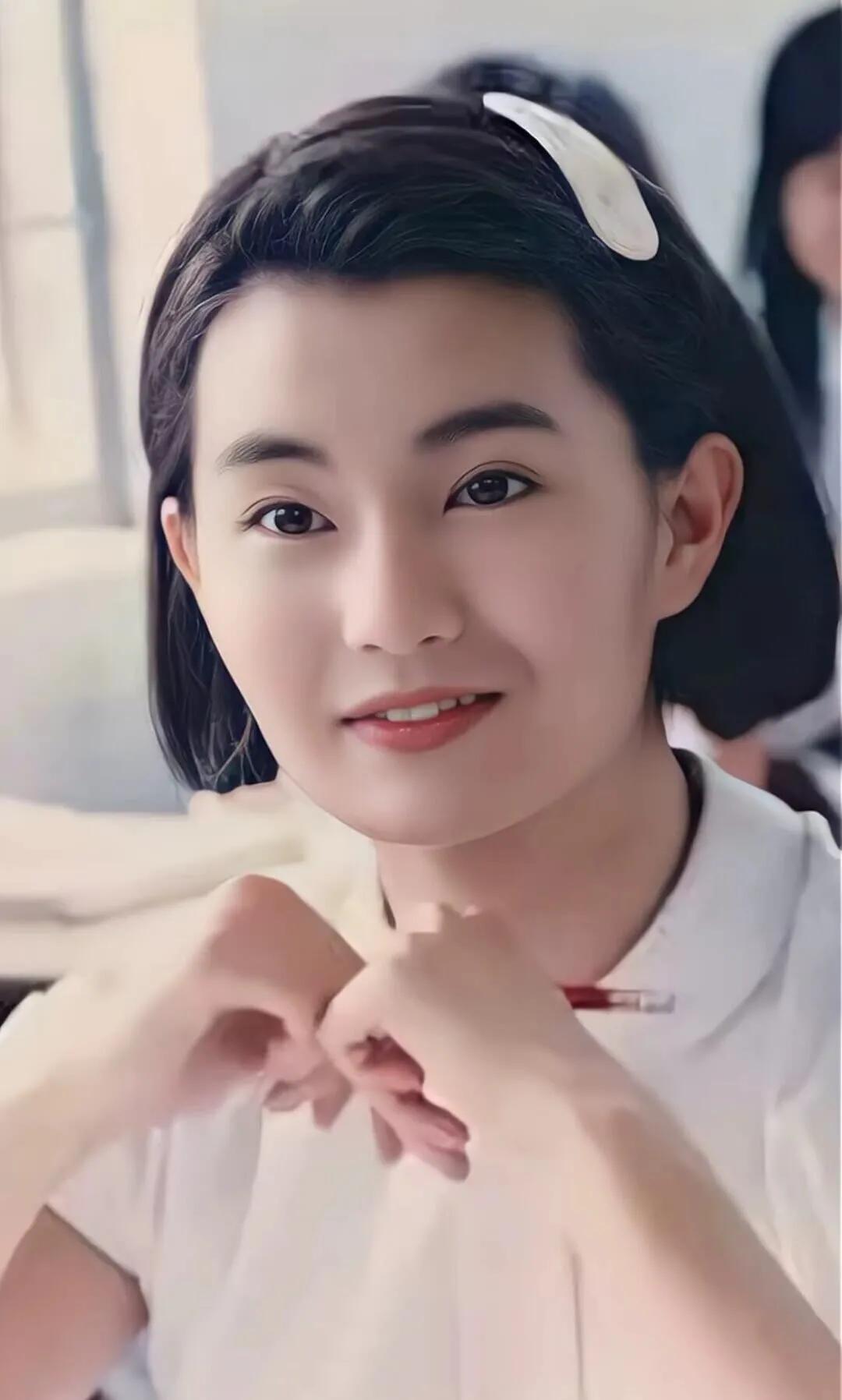 Maggie Cheung nostalgic photo 10 - iMedia
