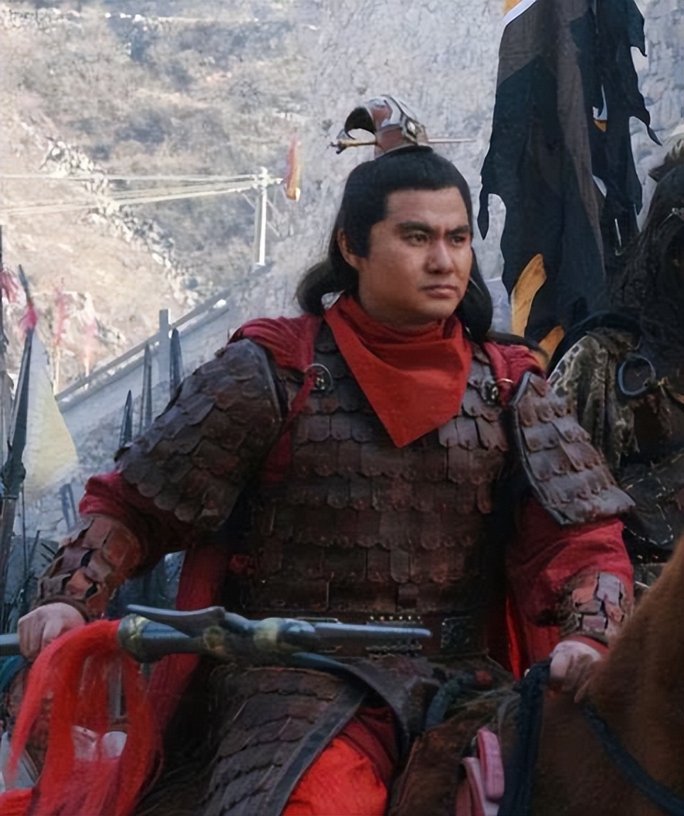 Why did Liangshan Disha Lu Fang fight Shi Bao for fifty rounds? Is he ...