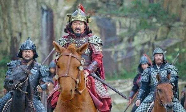 What visions and legends appeared in Zhao Kuangyin's life as the ...