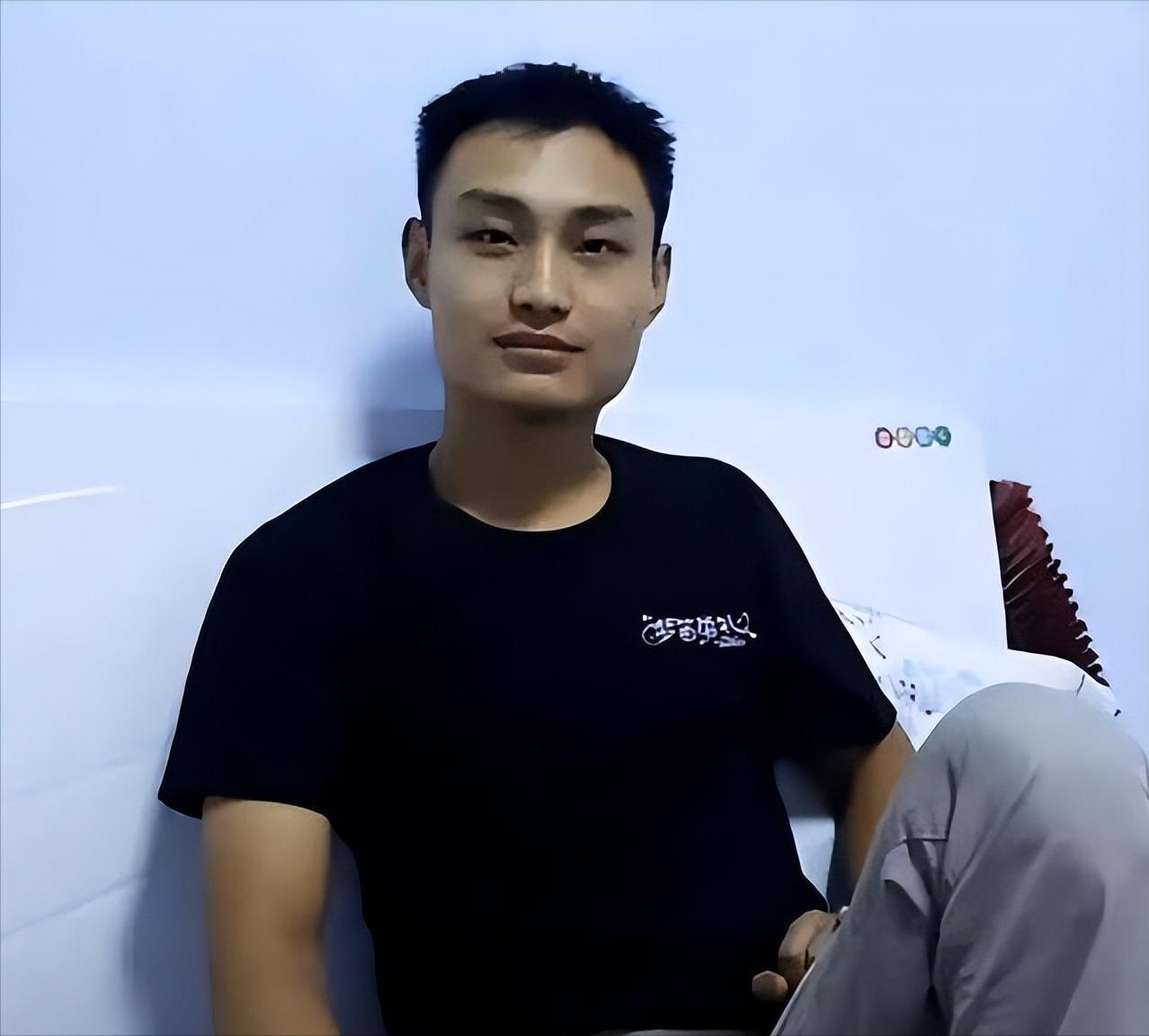 The 32-year-old host Zhang Tao suddenly passed the bad news and passed ...