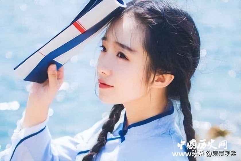 A beauty of Peking University's beauty level, she is willing to be the ...
