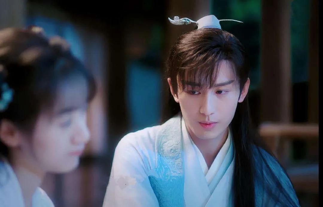 "August Boyfriend" Wang Hedi, how long can he be popular? - iNEWS