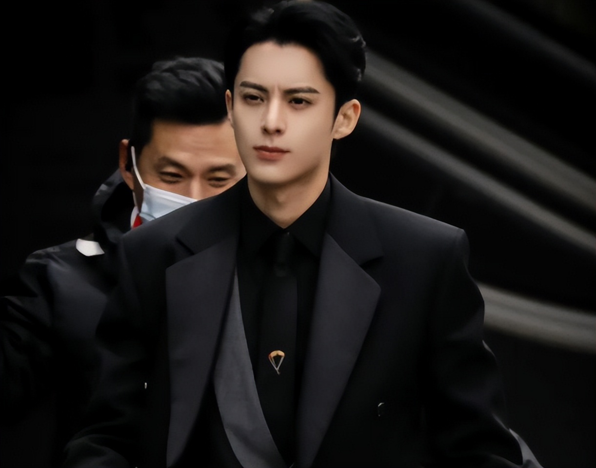 He is also the overlord of abstinence, but putting Meng Yanchen and Shi Yan together, there is a ...