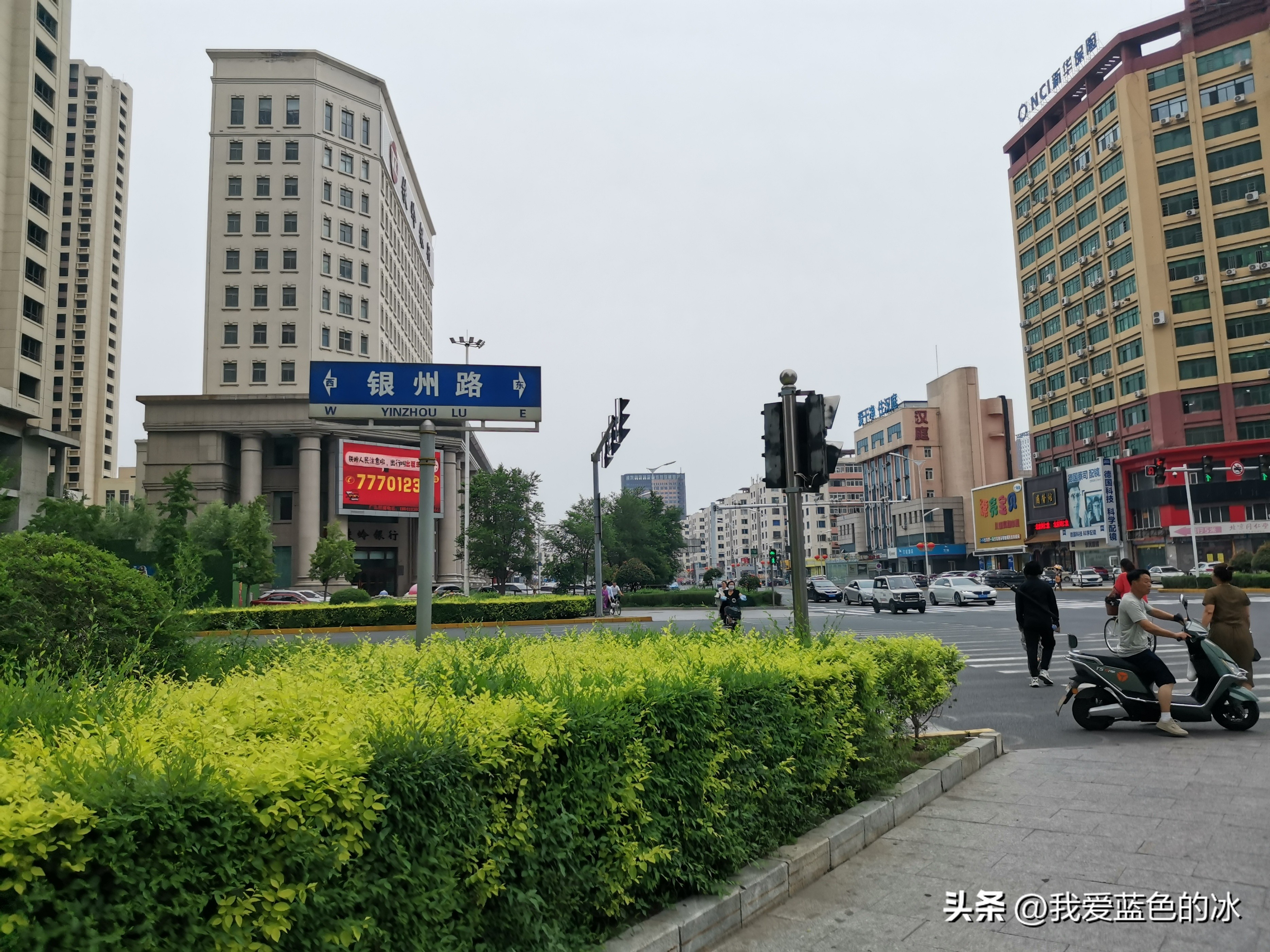 Strolling on the streets of Tieling City, I think this city is pretty ...