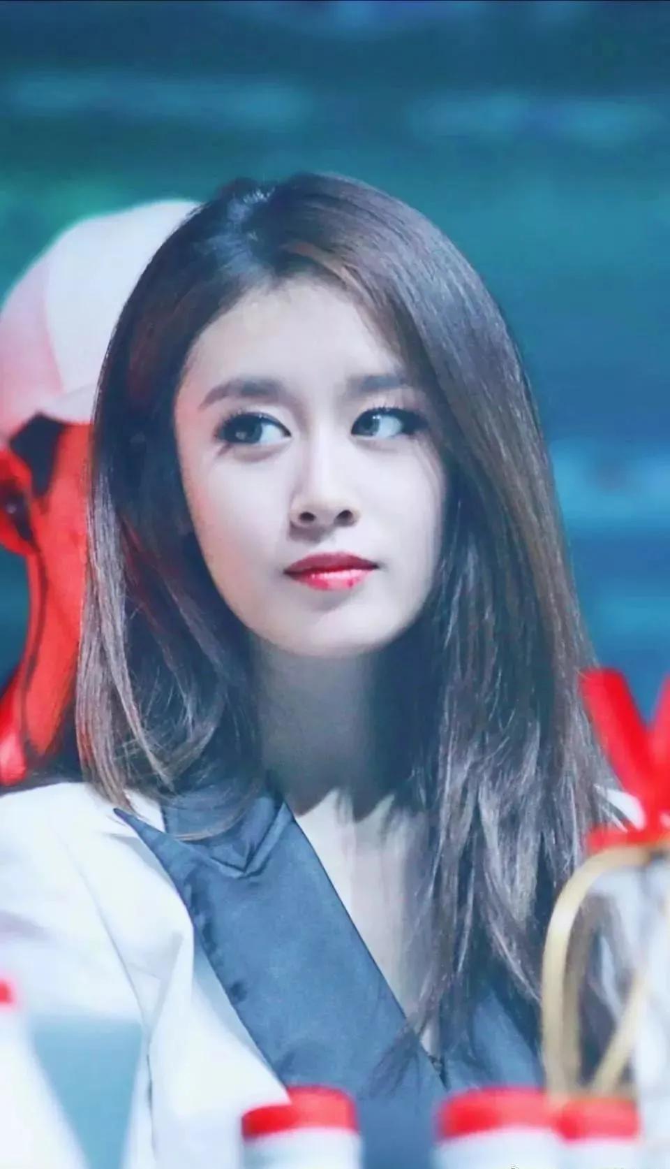 Fox Fairy Park Ji Yeon IV - iNEWS