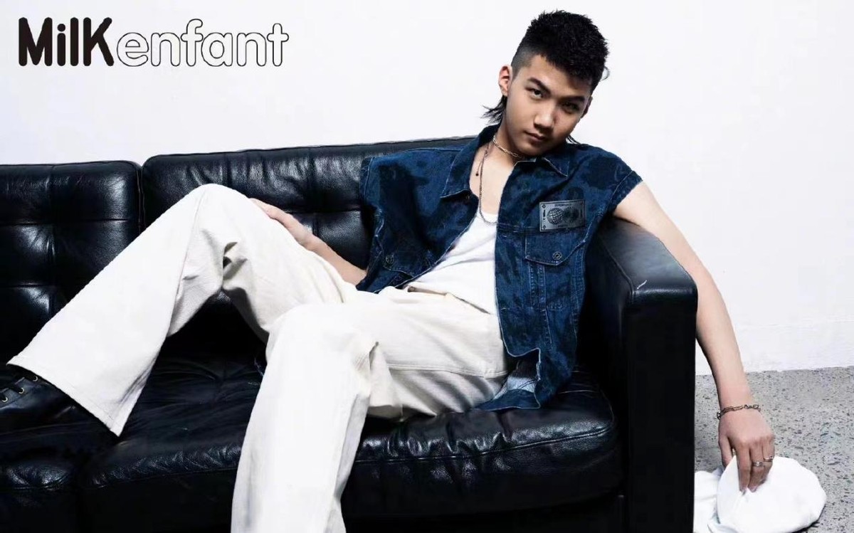 Hu Jun's 1.8 meter daughter is really generous! Inherited mother's ...