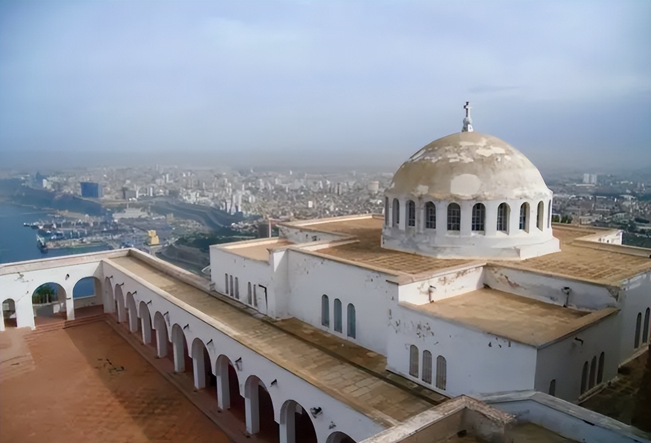 The Spread and Development of Islam in North Africa - iNEWS