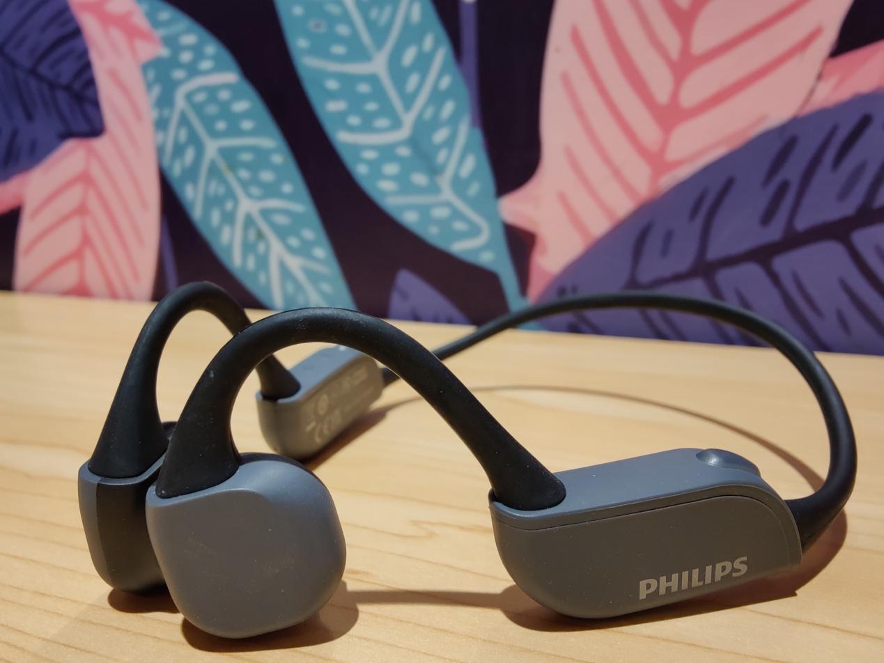 Feelings of using Philips A6606 bone conduction headphones - iNEWS