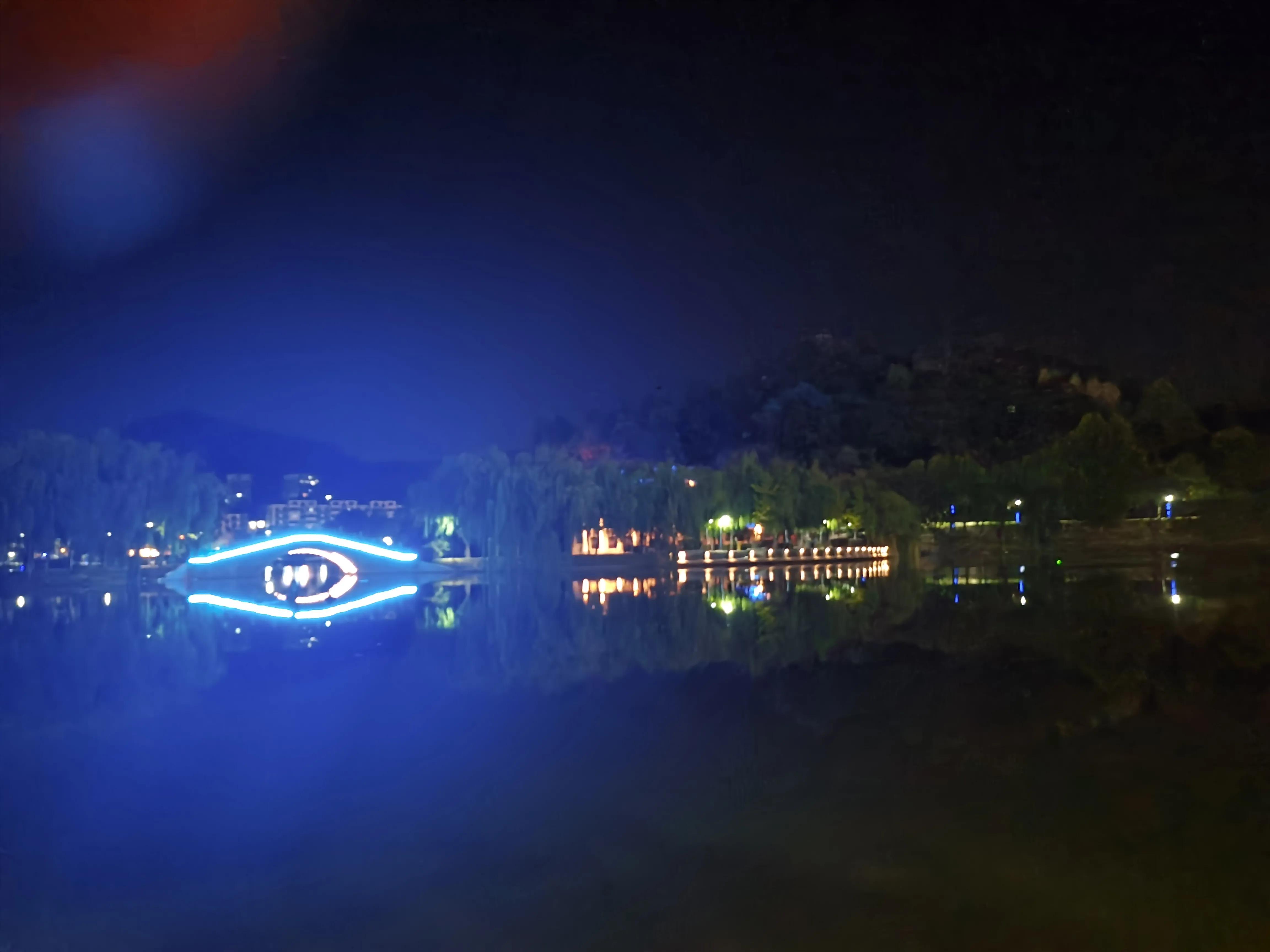 Yeyuanming Lake in Longcheng is drunk and charming - iNEWS