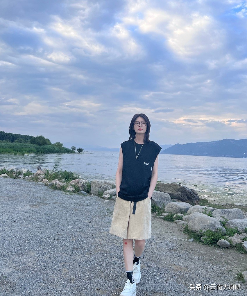 From high-cold goddess to outdoor tomboy, Fu Jing got rid of the burden ...