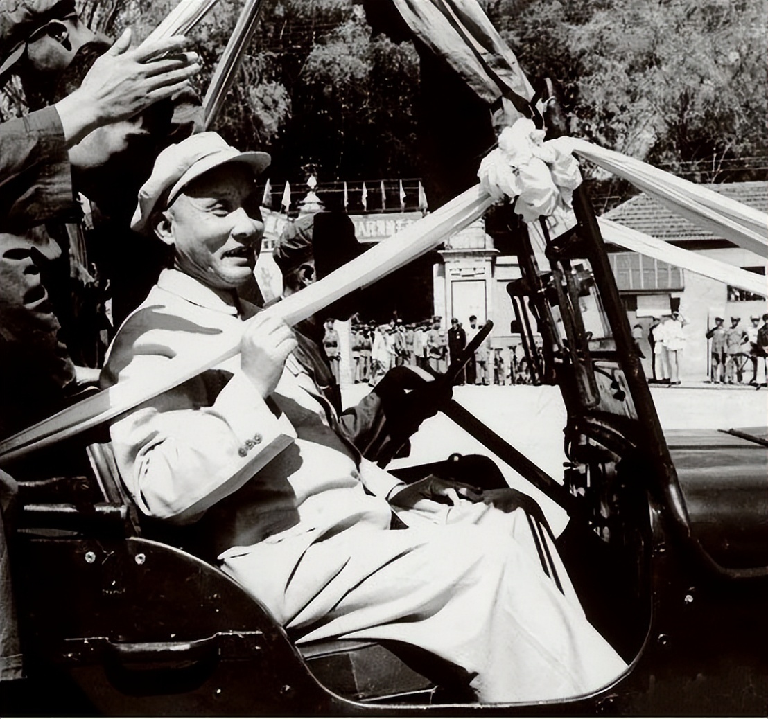 In 1954, Lin Boqu visited Deng Zihui's house and said straight to the ...