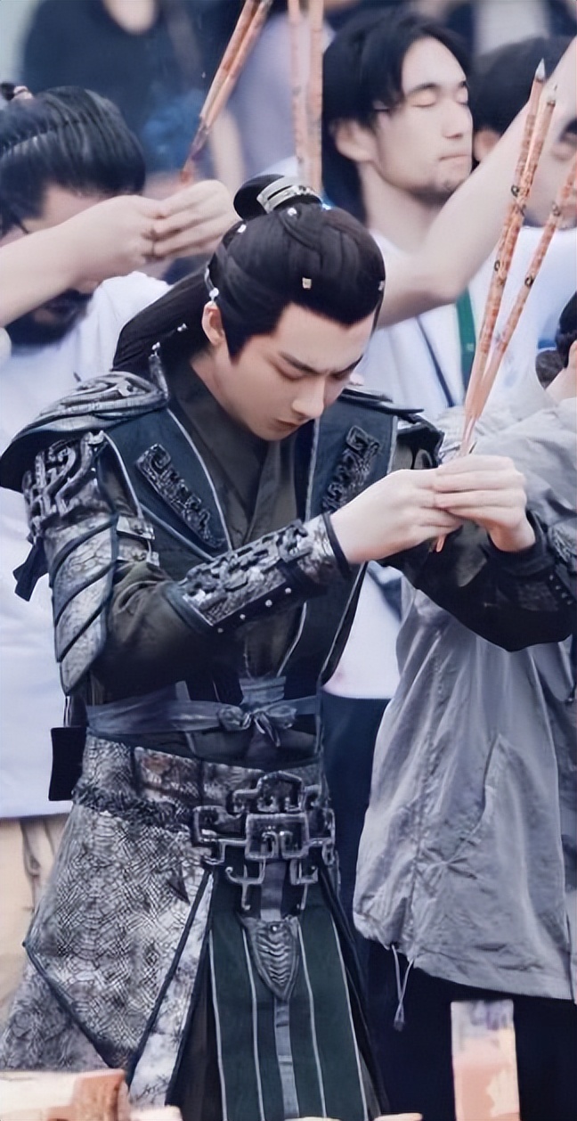 Liu Yuning is about to dominate the screen?I brought 4 costume dramas ...