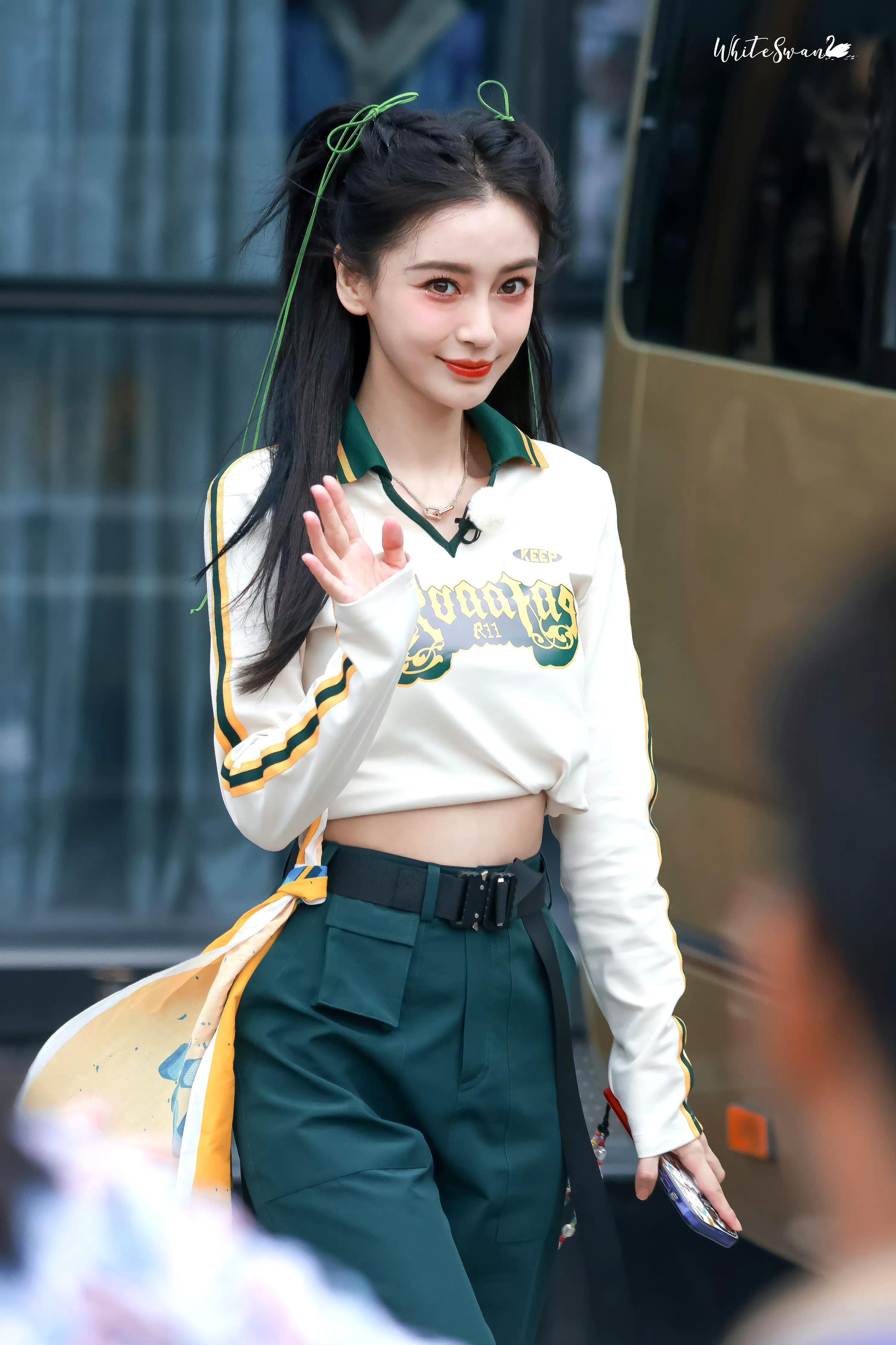 Yang Ying variety show running man scene - iMedia