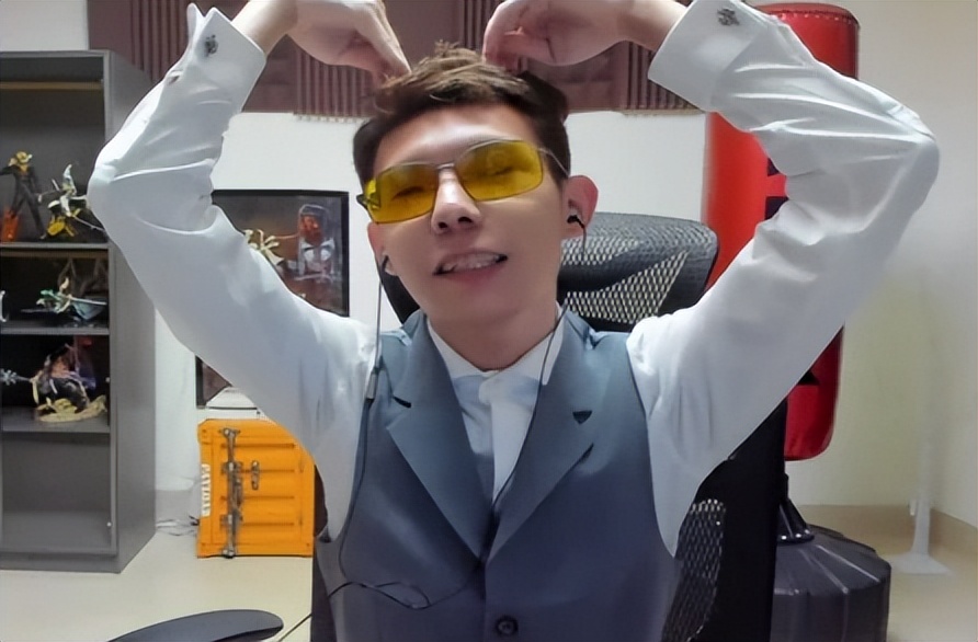 The live broadcast effect is full!Zhang Jiawen contacted Li Ran, but ...