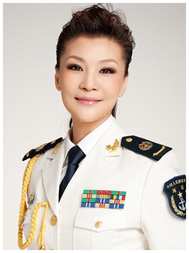 The smash hit Fan Linlin: She lost her parents one after another in two ...