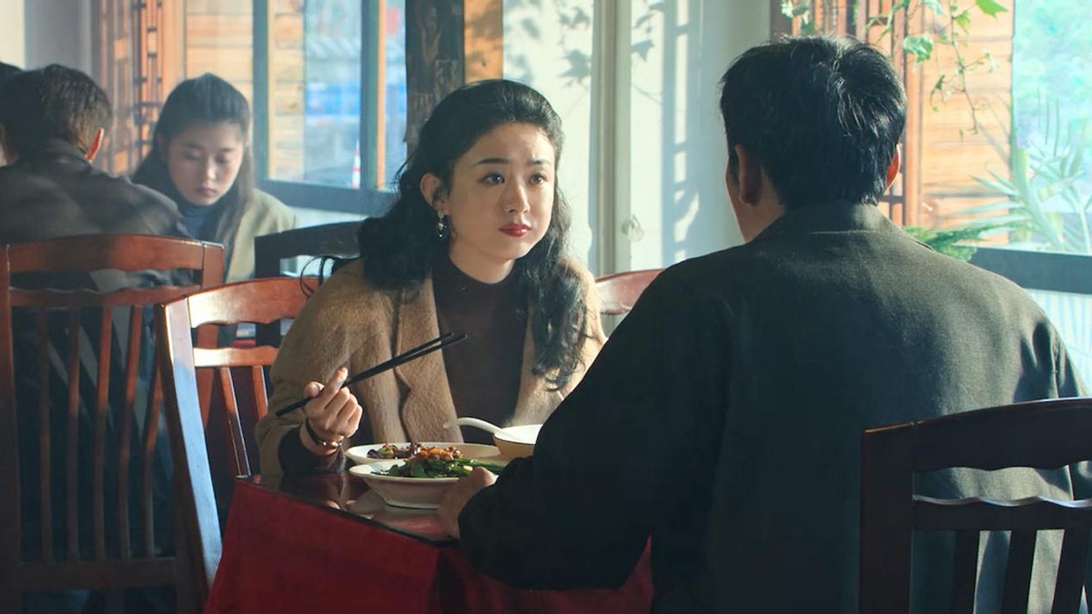 Comparing actors' real and fake eating scenes, there is no harm without ...