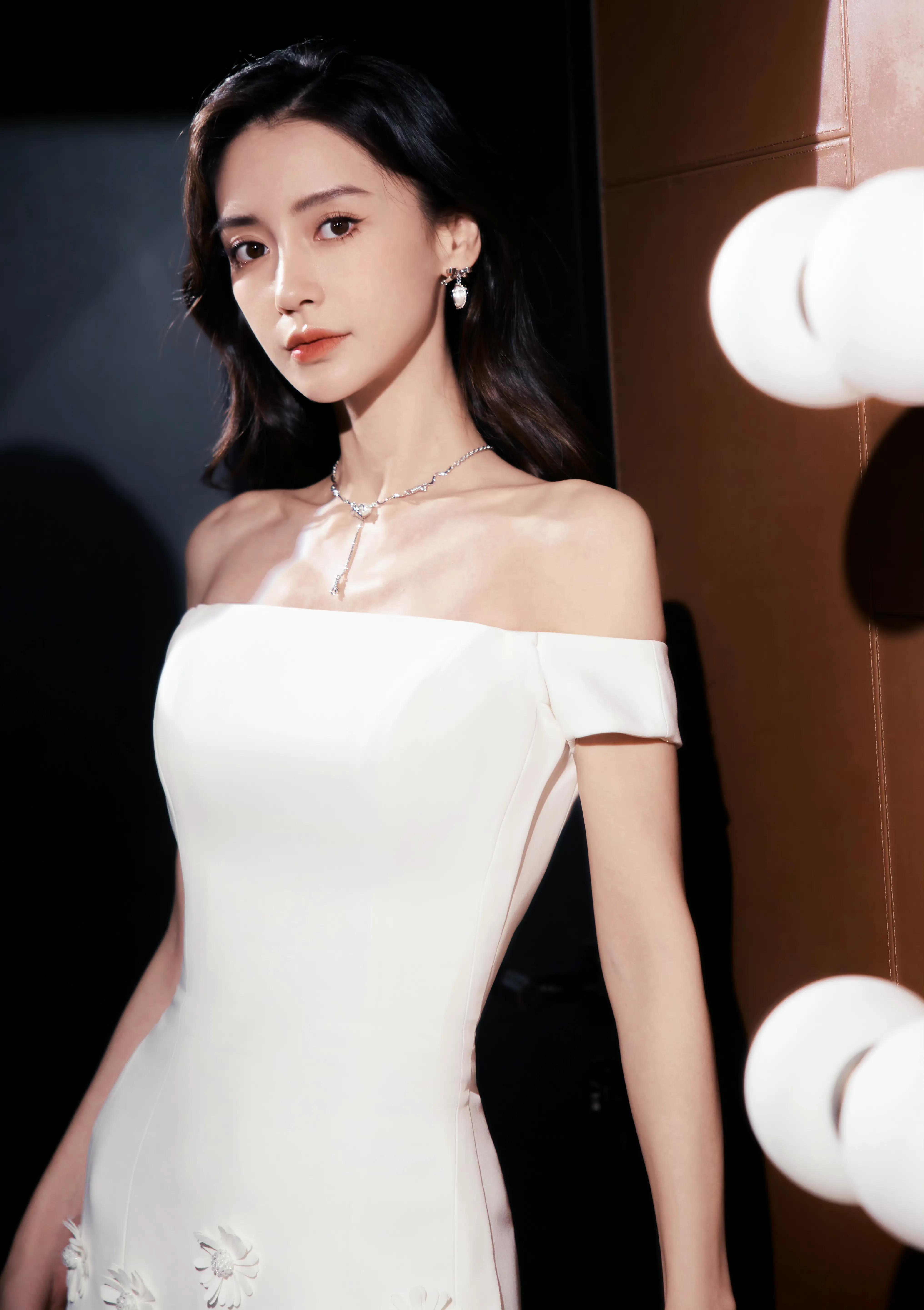 Yang Ying Angelababy - iNEWS