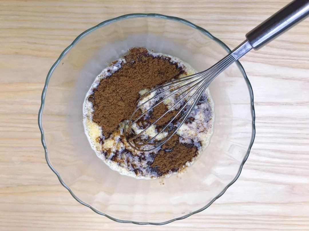 The brown sugar mala cake that is softer than a cake can be done in one ...