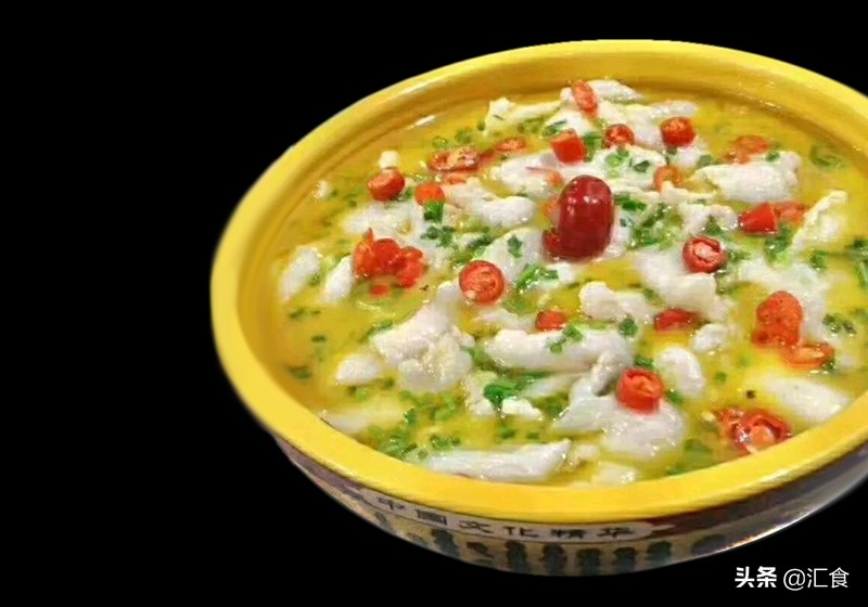 Longli fish in golden soup, casserole with Chinese chives, crispy fried ...