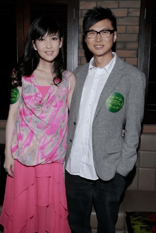 Zhou Huimin and his wife rarely fit together! She is 55 years old and ...